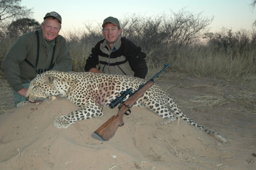 ‘Tis The Season For Safari Shopping - Safari Club